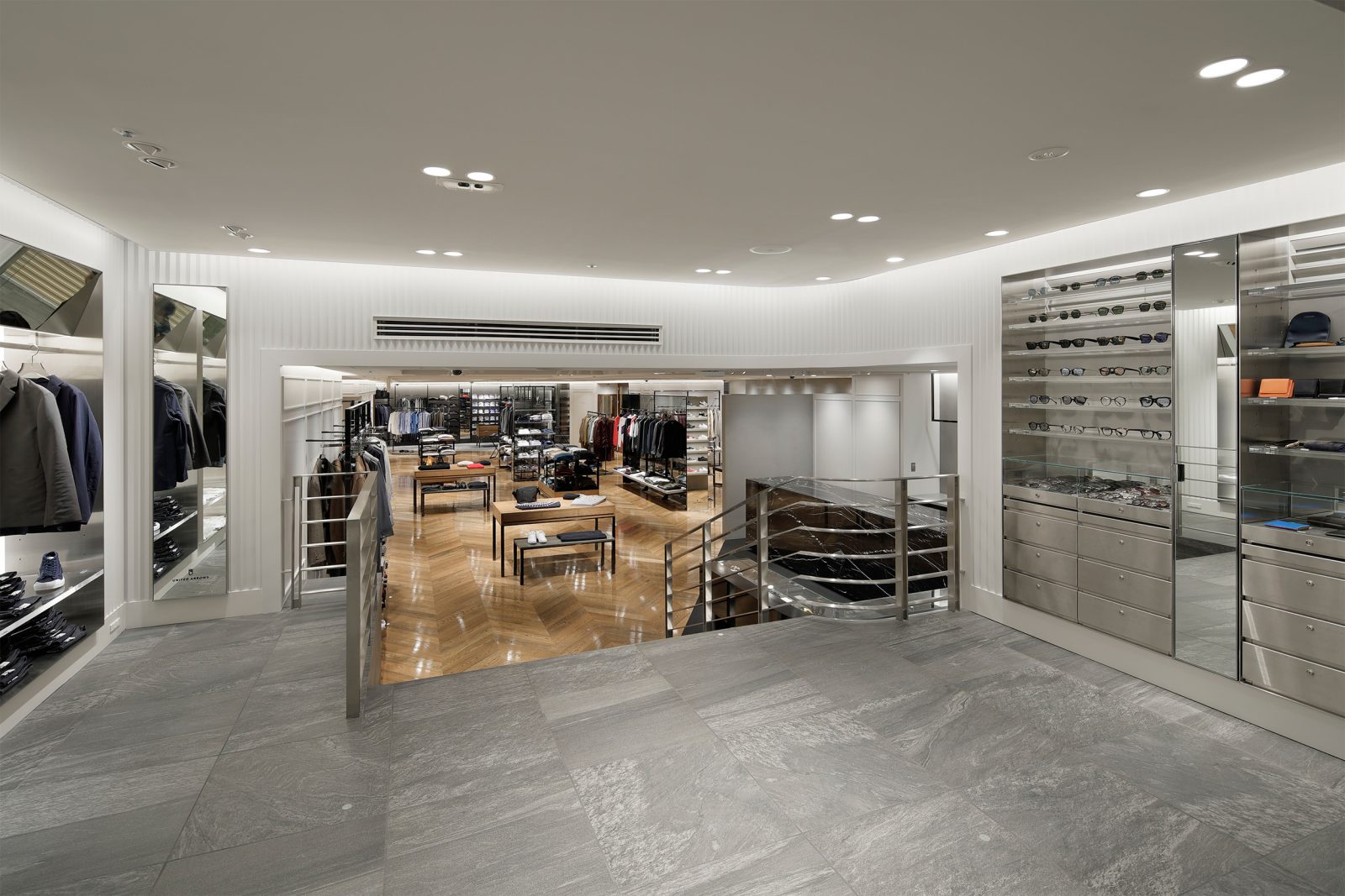 UNITED ARROWS｜WORKS｜GRAMME INC.